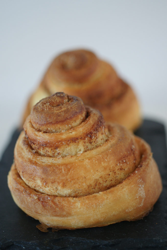 Cinnamon rolls – Roulés à la cannelle – Fourchett.es
